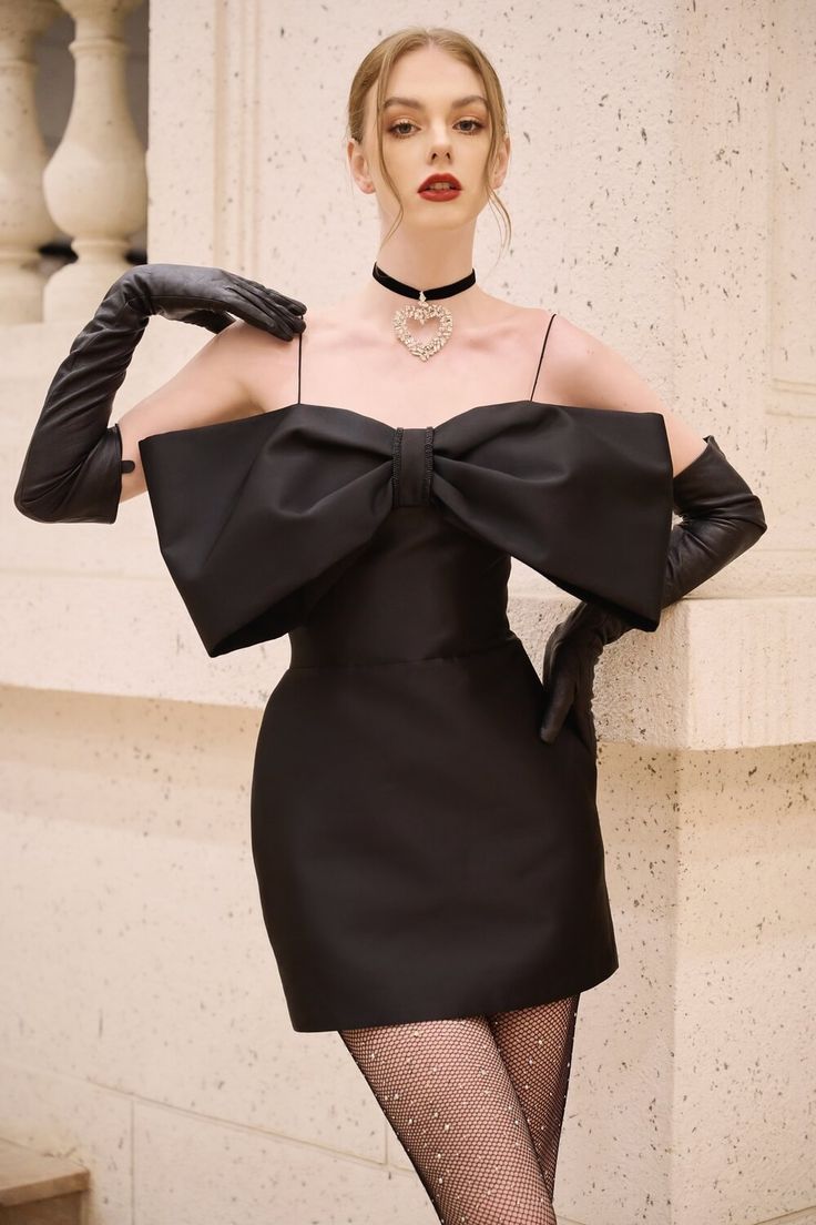 10 Stunning Bow Clothing Pieces for an Extraordinary Look - Fabulous ...
